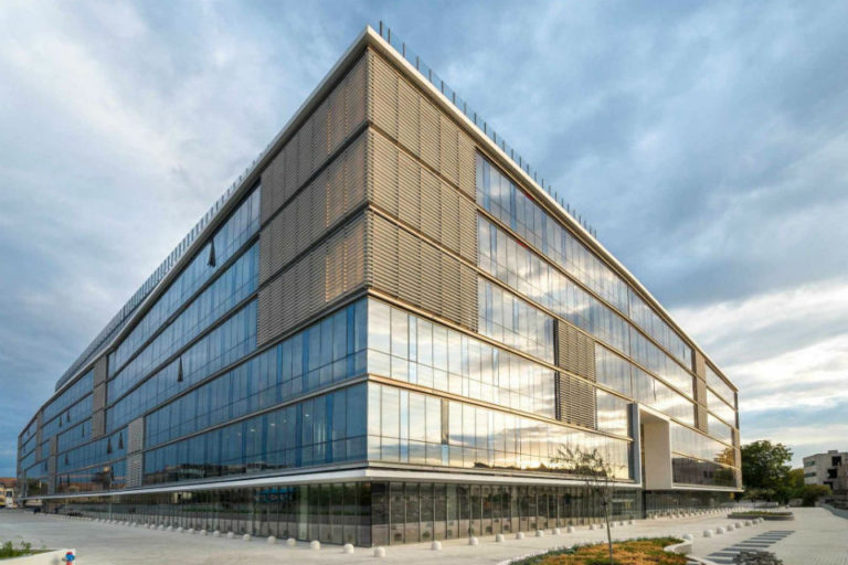 Romania’s office snapshot: IT companies continue to dominate the ...